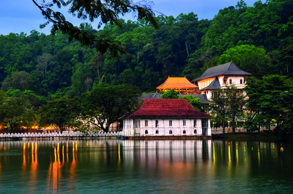 Temple of the Tooth, Kandy, Sri Lanka - Mondial Tours